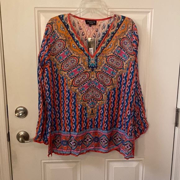 Tolani | Tops | Nwt Feathers By Tolani Monisha Coral Xl Top Can Serve ...